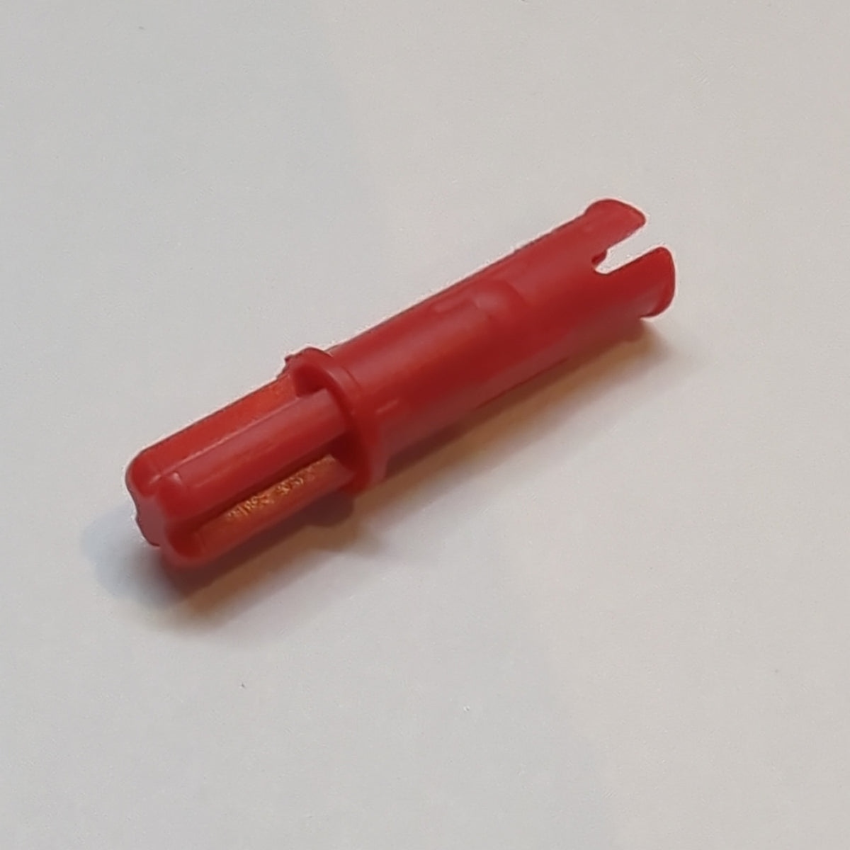 NEU Technic, Axle 1L with Pin 2L with Friction Ridges rot red – Steinebutzi